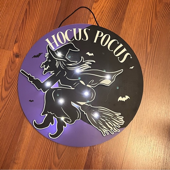 Holiday | Hocus Pocus Light Up Witch Wall Hanging Halloween Decoration ...